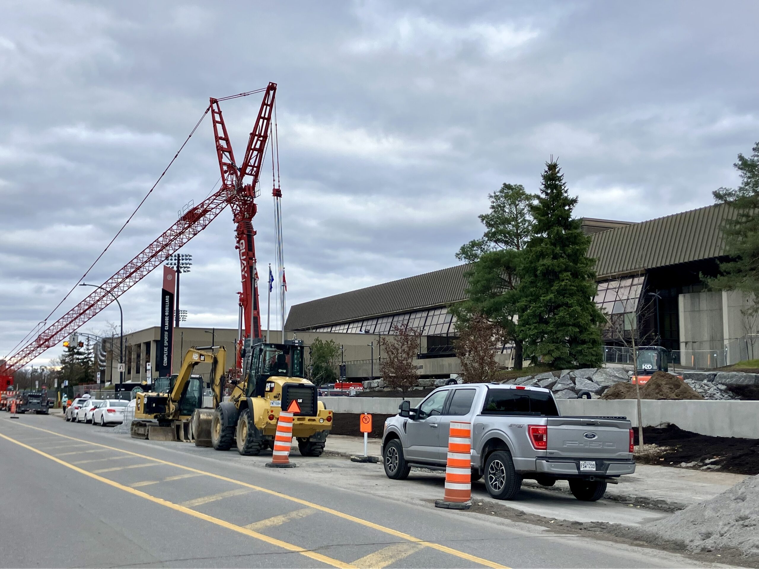 Le complexe Claude-Robillard toujours en travaux - Journaldesvoisins.com
