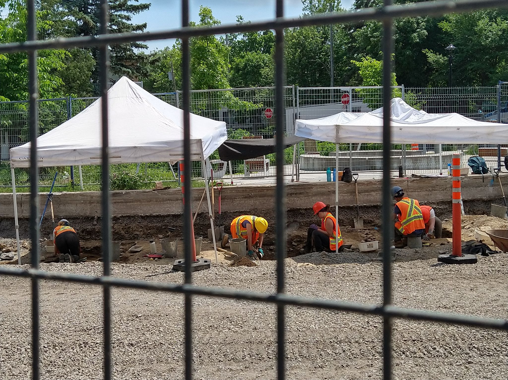 Des fouilles archéologiques sur le boulevard Gouin Est ...
