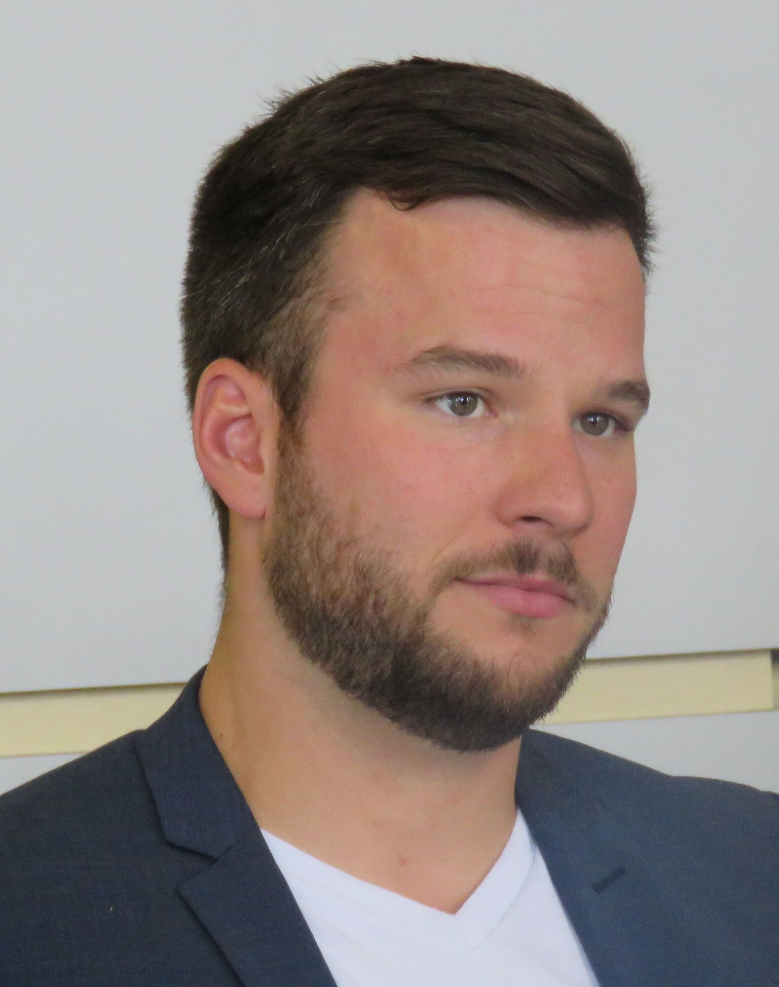 Hadrien Parizeau devient conseiller indépendant - Journaldesvoisins.com